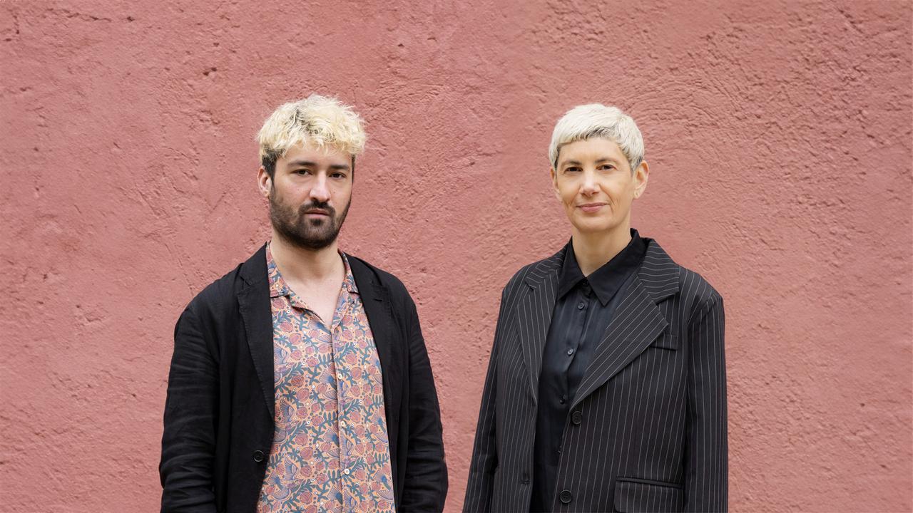 Yael Bartana und Ersan Mondtag gestalten Deutschen Pavillon - 3sat ...