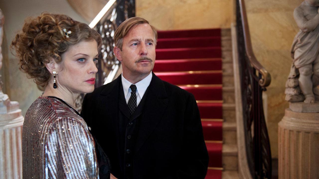 Das Adlon. Eine Familiensaga (2/3) - 3sat-Mediathek