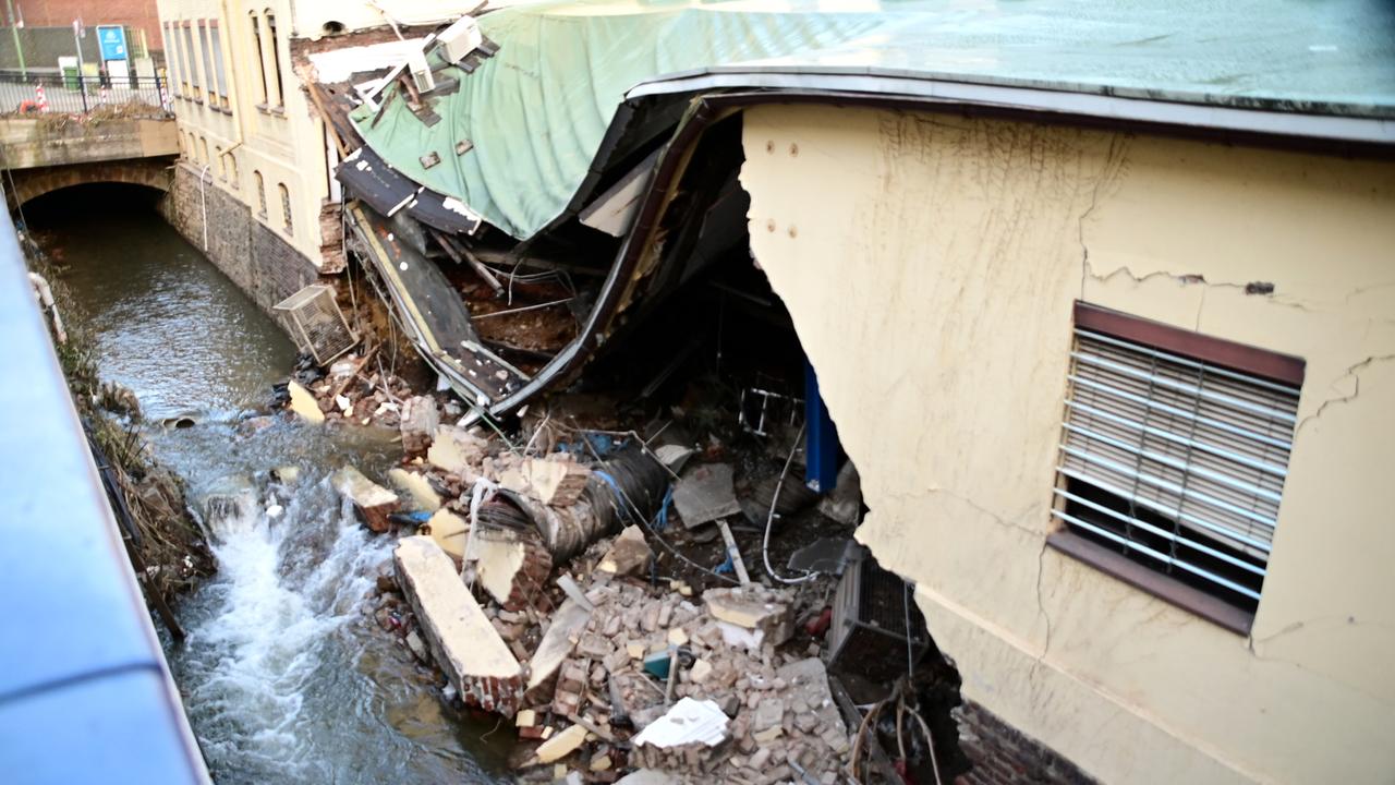 Flut legt Nazi-Akten frei - 3sat-Mediathek