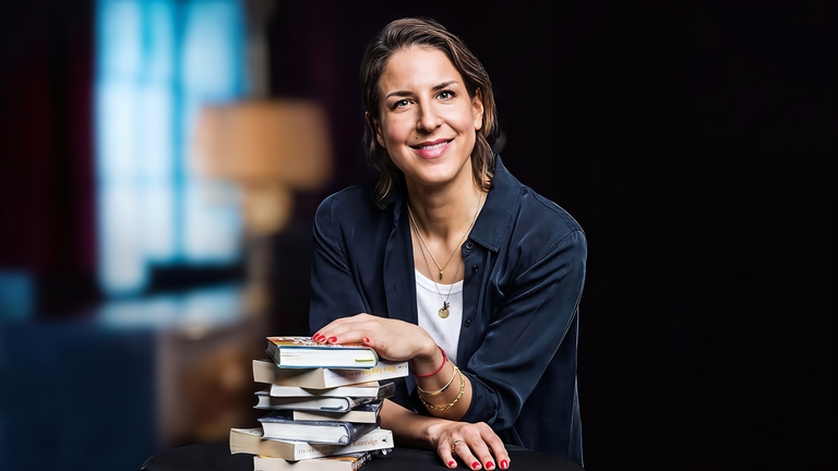 «Literaturclub» - Neue Romane von Sophie Hunger und Christian Kracht ...