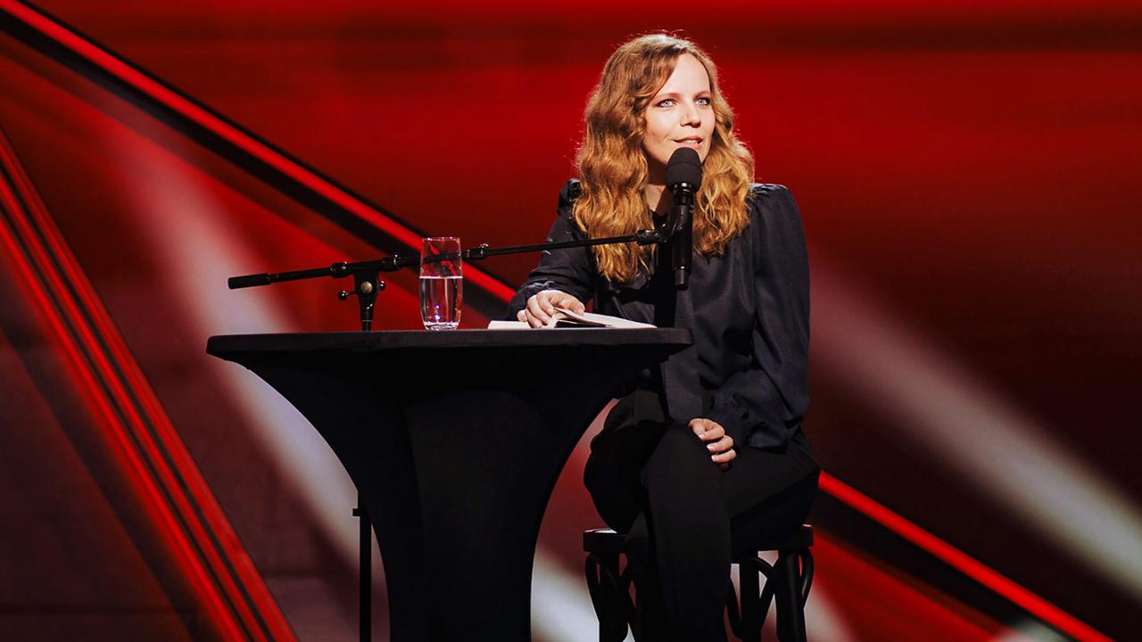 Sarah Bosetti: Wer Angst hat, soll zuhause bleiben! - 3sat-Mediathek